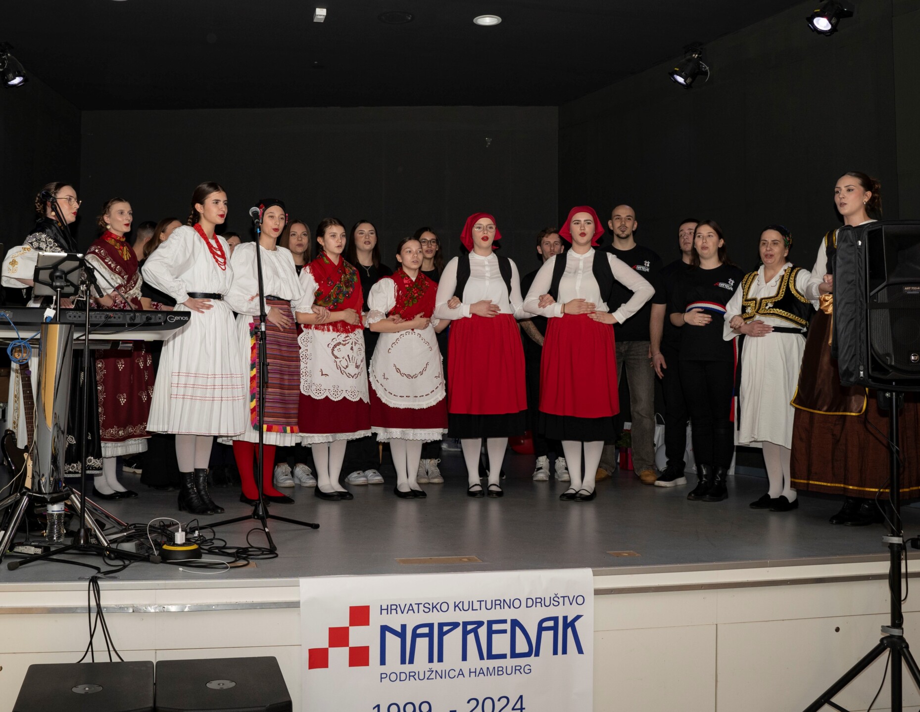 Srebrni jubilej zajedništva i kulture: HKD Napredak Hamburg proslavio ...